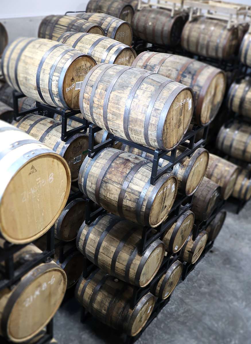 Video projection in the cellar – Distillerie Mitis